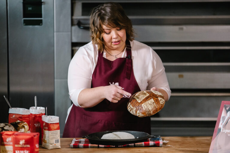 Dabīgā ierauga maize — Rīgas Dzirnavnieks